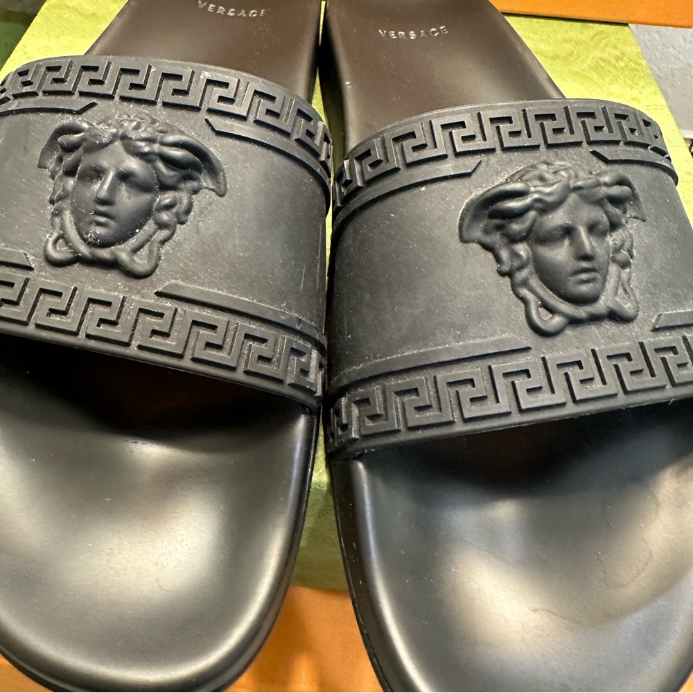 Versace Medusa Rubber Pool Slide Sandals Authentic Pr… - Gem